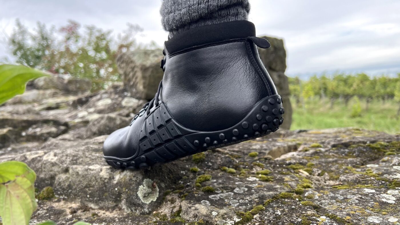 Dämpfung adé: Barfußschuhe am Berg - bergundsteigen