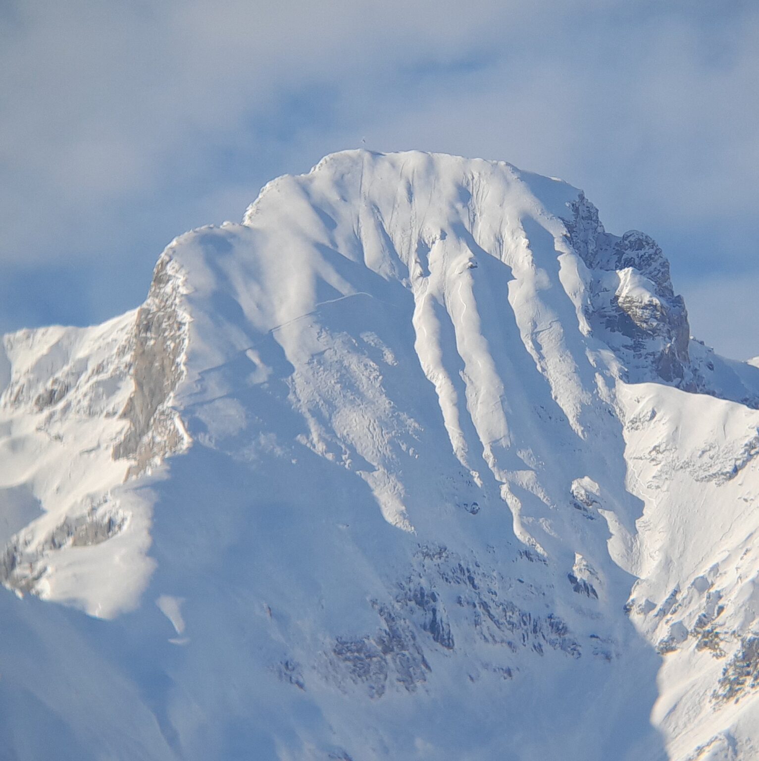 Schneearm und Altschneeprobleme: Der Schweizer Winter 24/25 - bergundsteigen